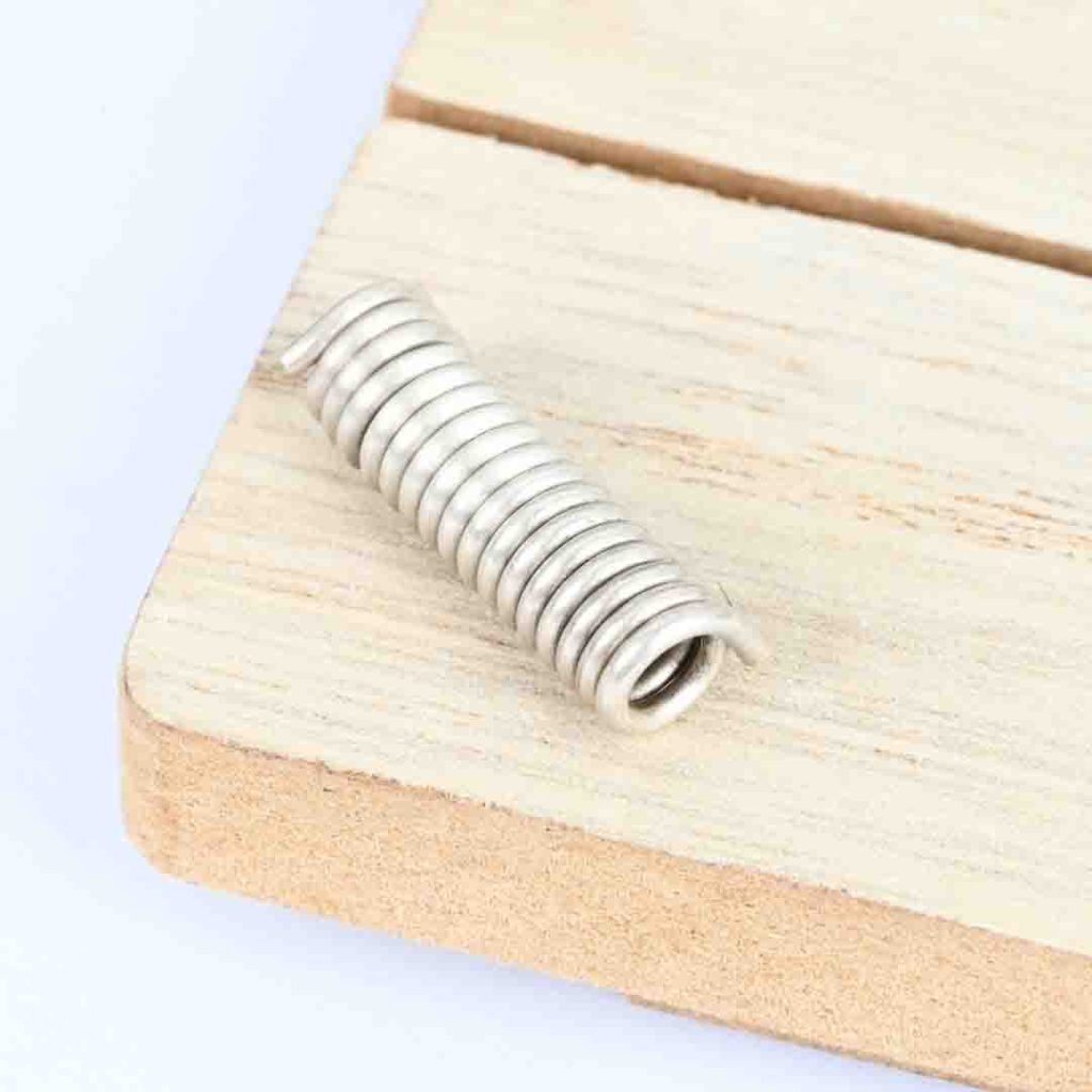 Textured Paperclip Link Chain - Jewelry Making Tutorial - Lucy Walker ...